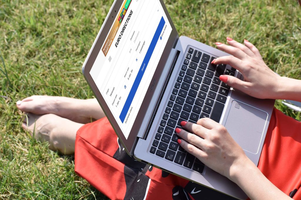 5 super Tipps, wie man günstige Flugtickets online findet? - Euro ...